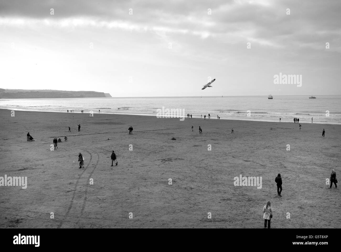 Whitby beach cliffs hi-res stock photography and images - Alamy