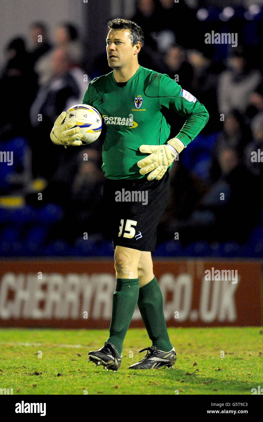 Afc wimbledon goalkeeper neil sullivan hi-res stock photography and ...