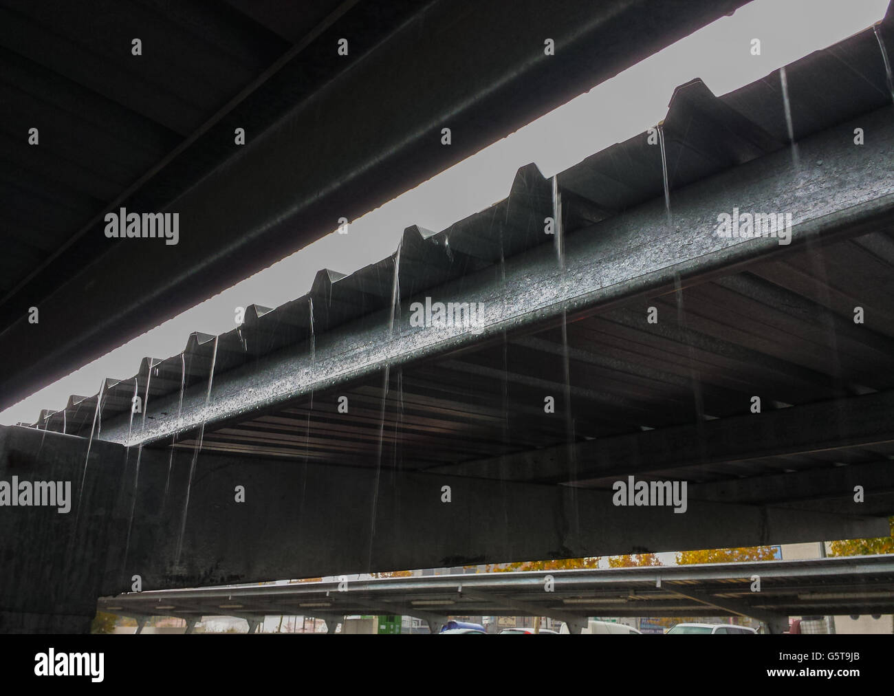 Rain in water hi-res stock photography and images - Alamy