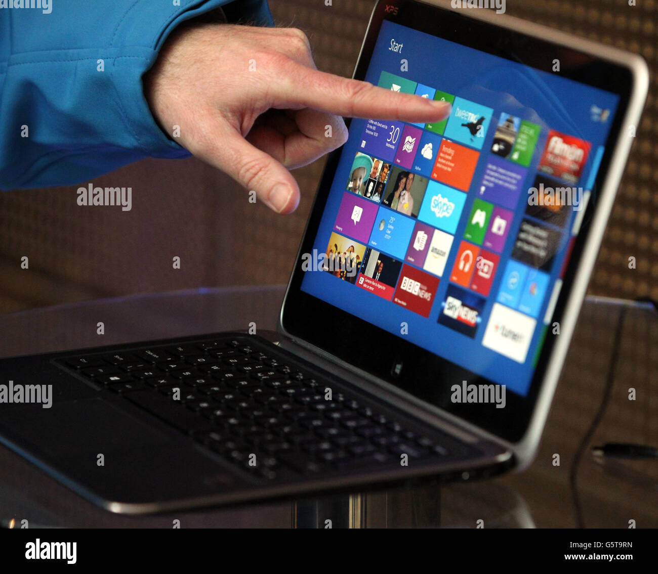 Microsoft office 365 launch hi-res stock photography and images - Alamy