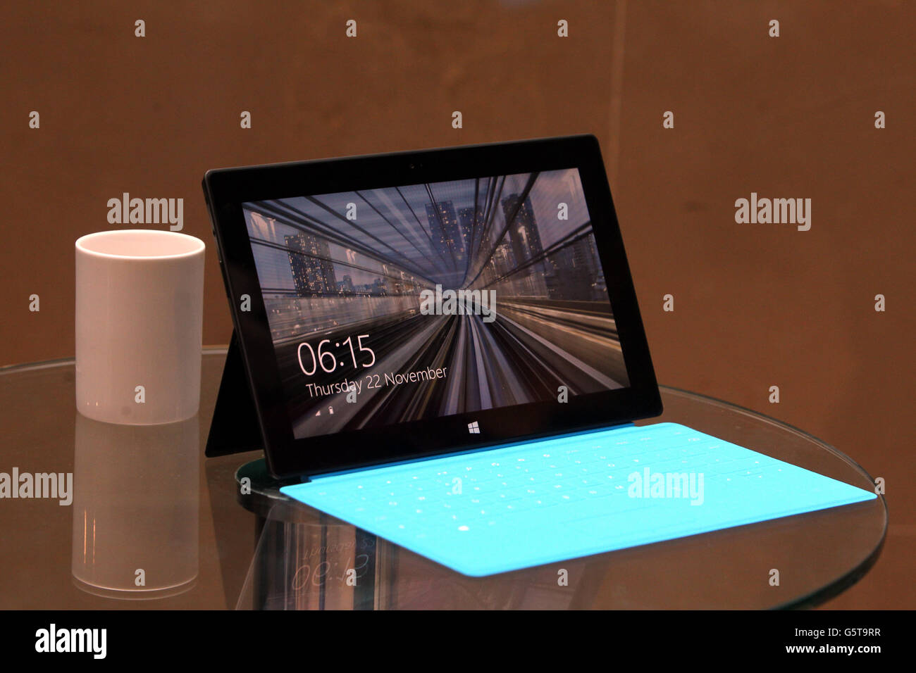 Microsoft tablet launch hi-res stock photography and images - Alamy