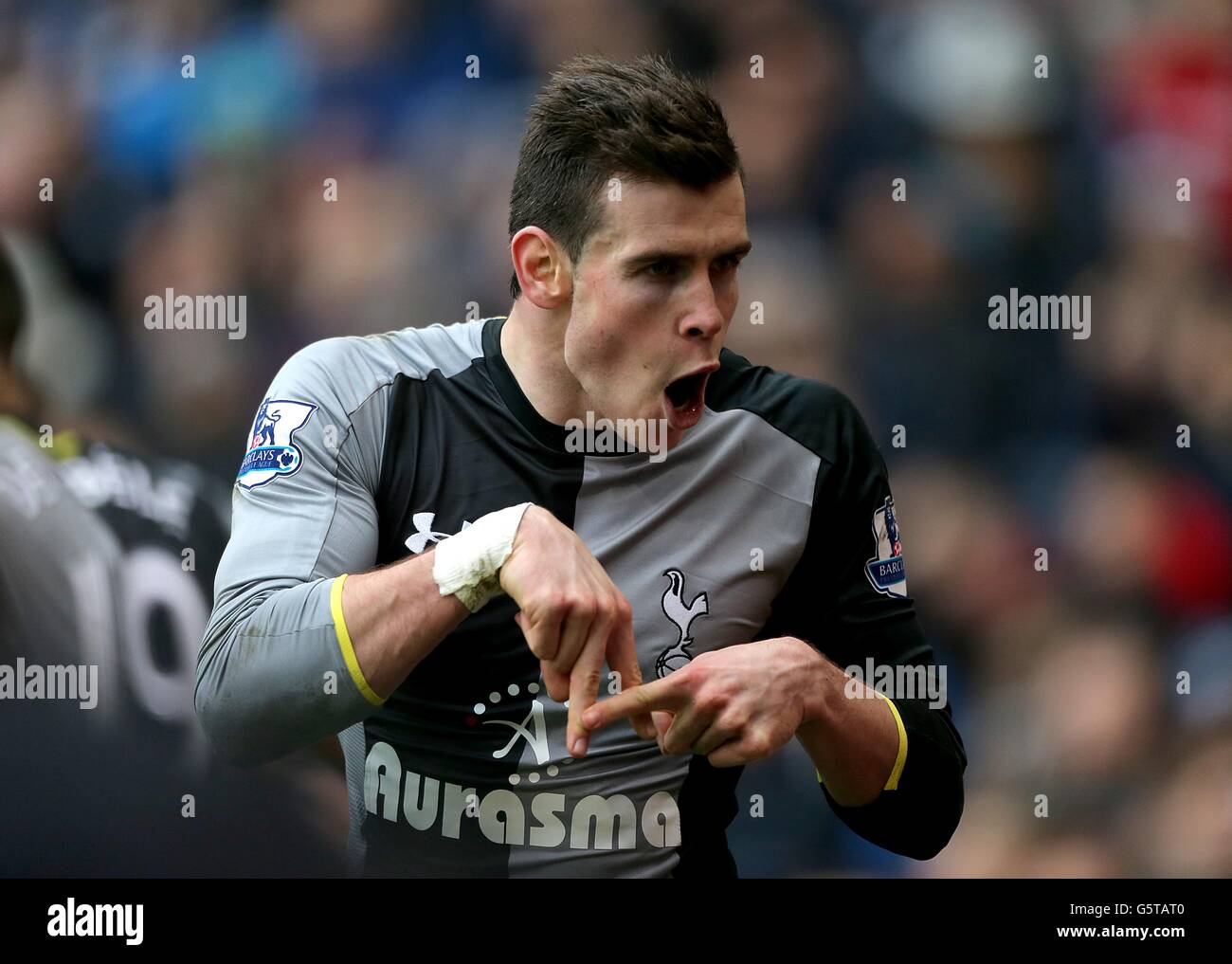 Gareth bale tottenham celebration hi-res stock photography and images ...