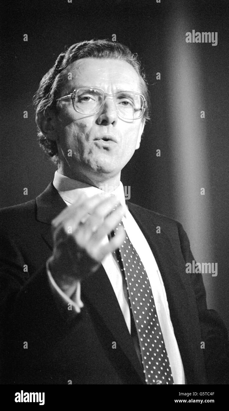 Mp sutton coldfield hi-res stock photography and images - Alamy