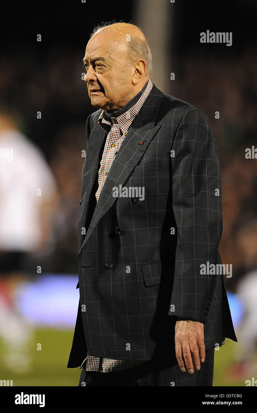 Fulham chairman mohamed al fayed on the pitch the match hi-res stock ...