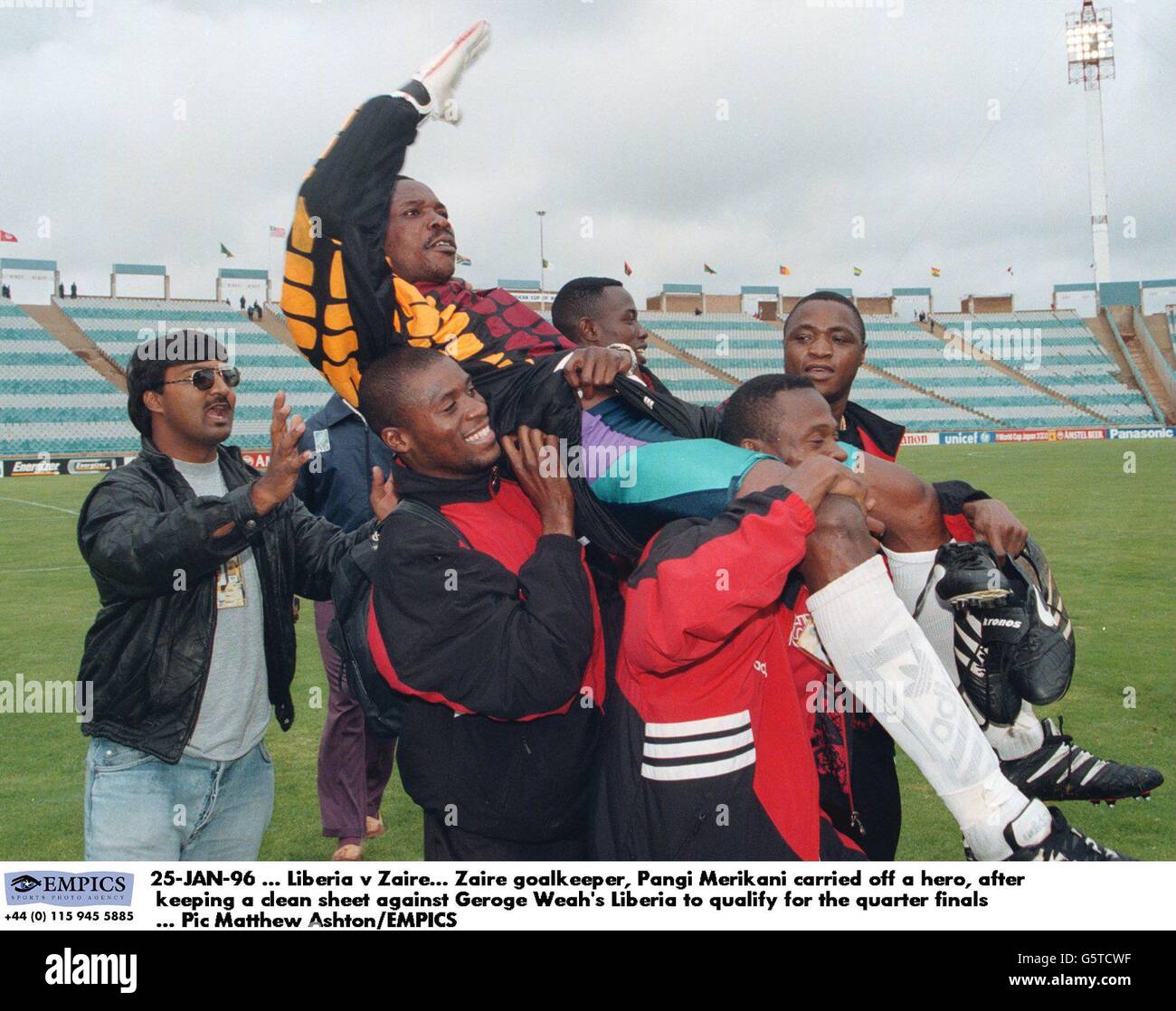 Liberia goalkeeper hi-res stock photography and images - Alamy