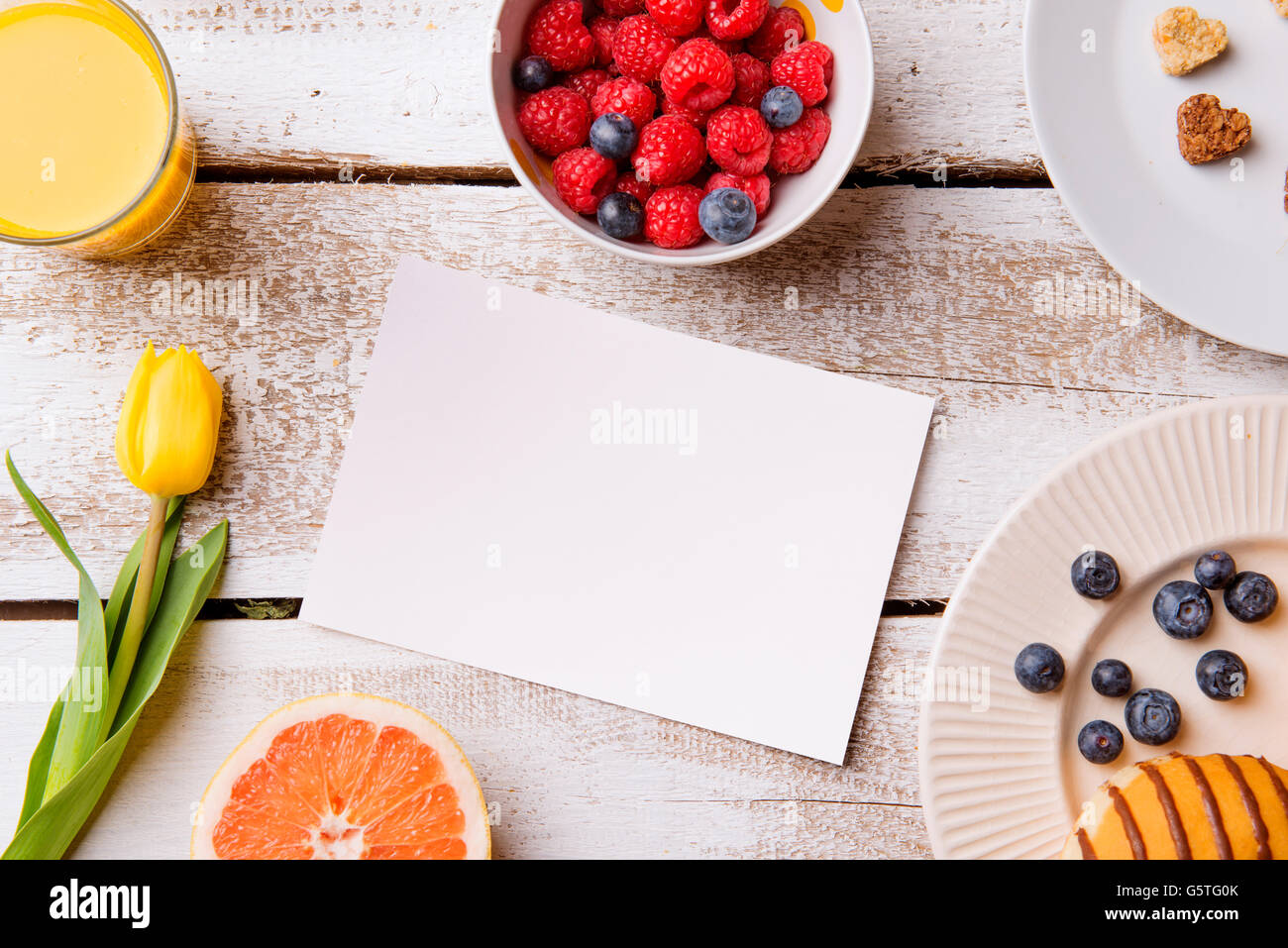 Breakfast meal. Empty greeting card. Studio shot, wooden backgro Stock ...