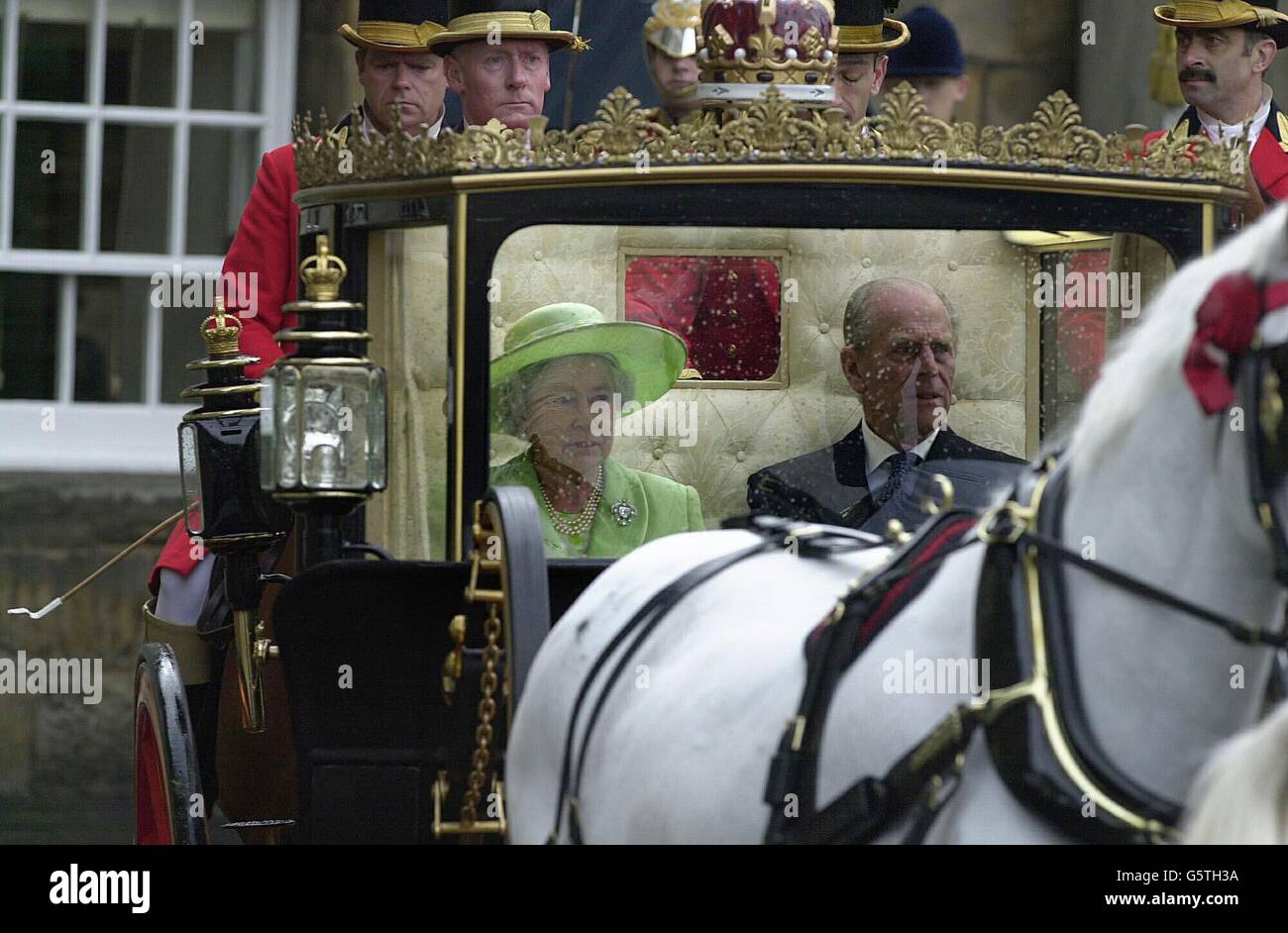 Royalty - Queen Elizabeth II Golden Jubilee Stock Photo - Alamy