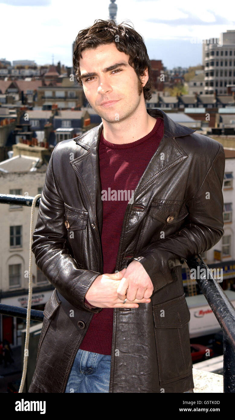 Stereophonics frontman Kelly Jones poses during a news conference in ...