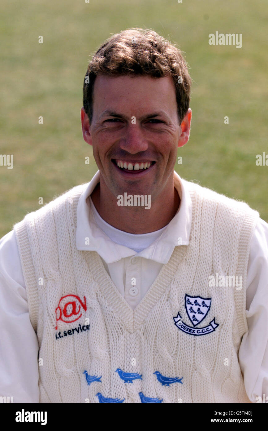 Robin martin jenkins hi-res stock photography and images - Alamy