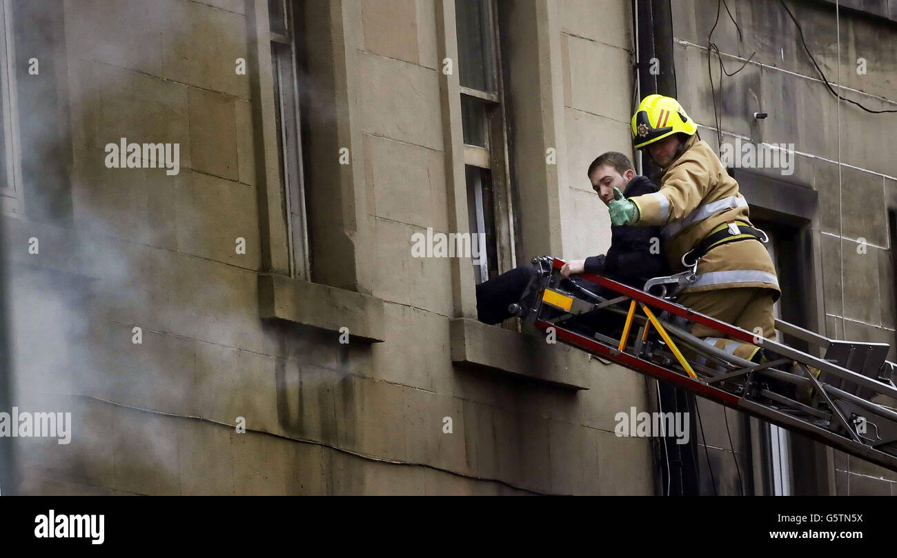 Fire in Edinburgh city centre Stock Photo - Alamy