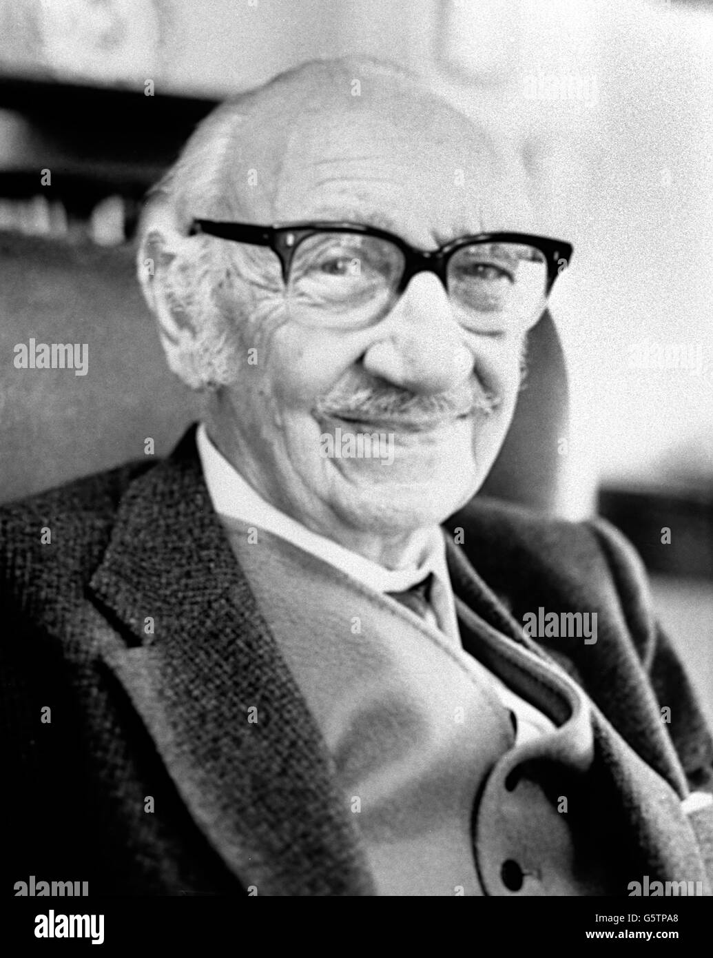 Major Robert Peaty, who kept a diary while detained in Mukden that gave ...