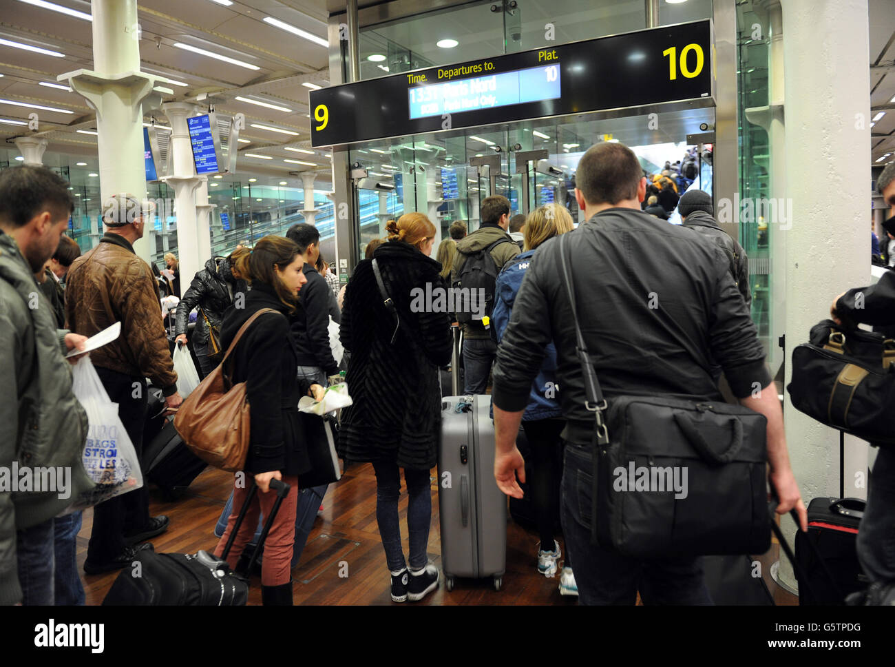 Eurostar terminal at St Pancras International Stock Photo - Alamy