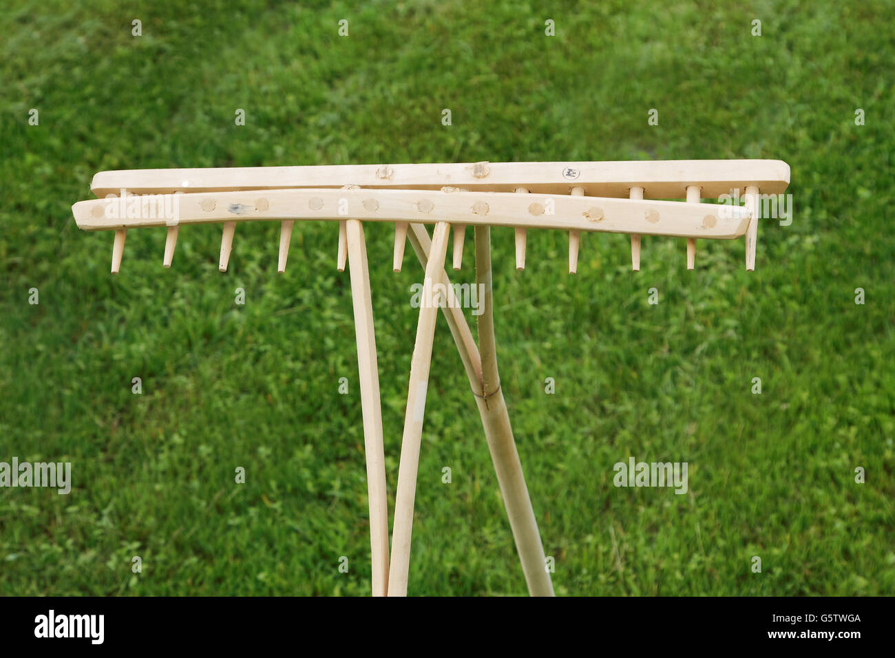vRetro Wooden Rake Handmade Stock Photo - Alamy