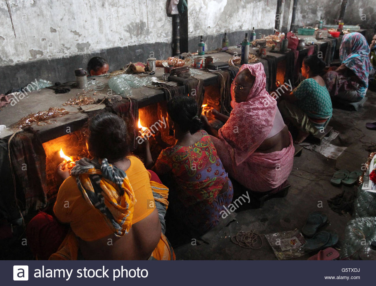 Child Labor Factory Girls Stock Photos & Child Labor Factory Girls ...