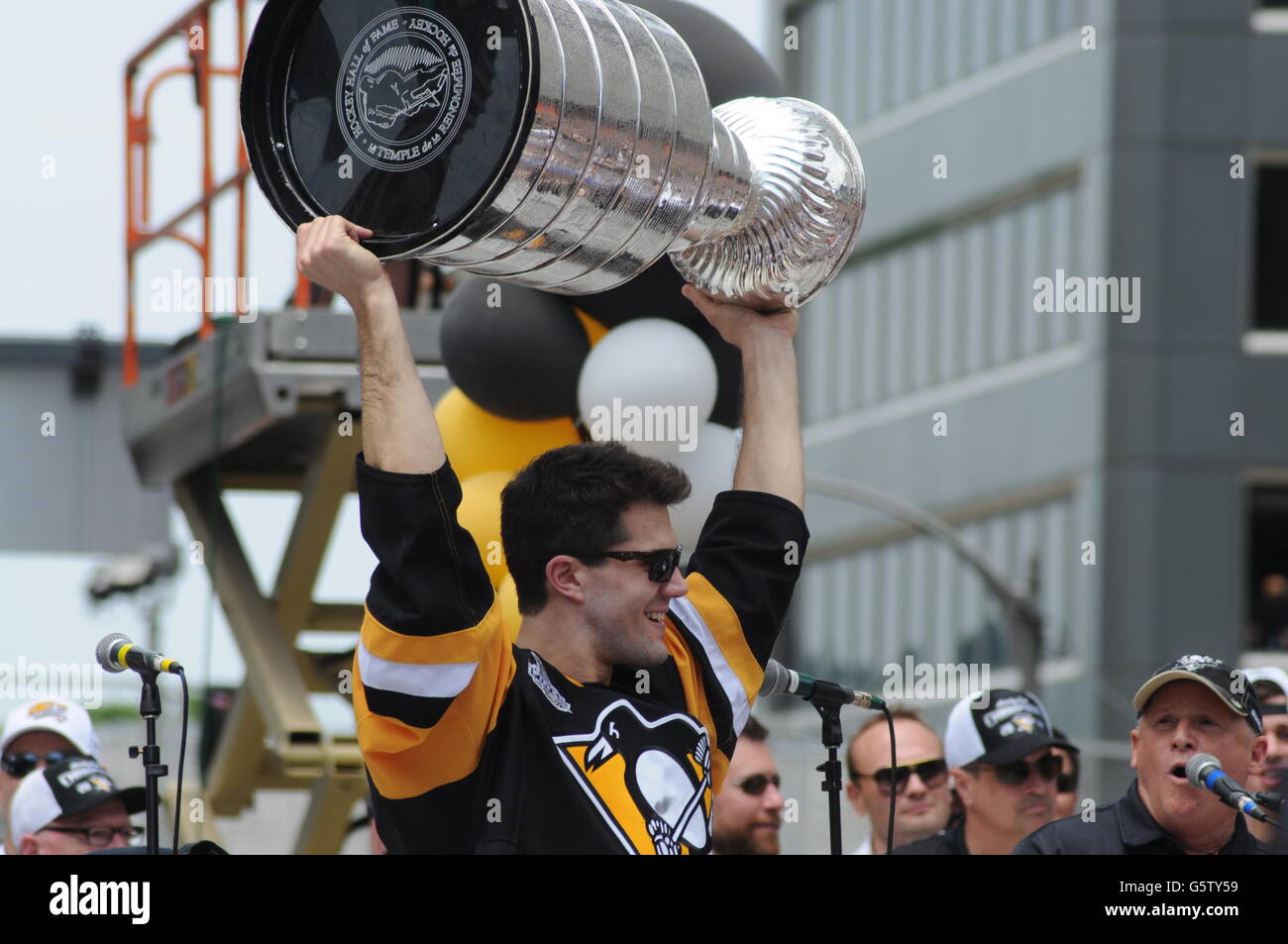Pittsburgh Penguins Stanley cup victory parade May 2016 Stock Photo - Alamy