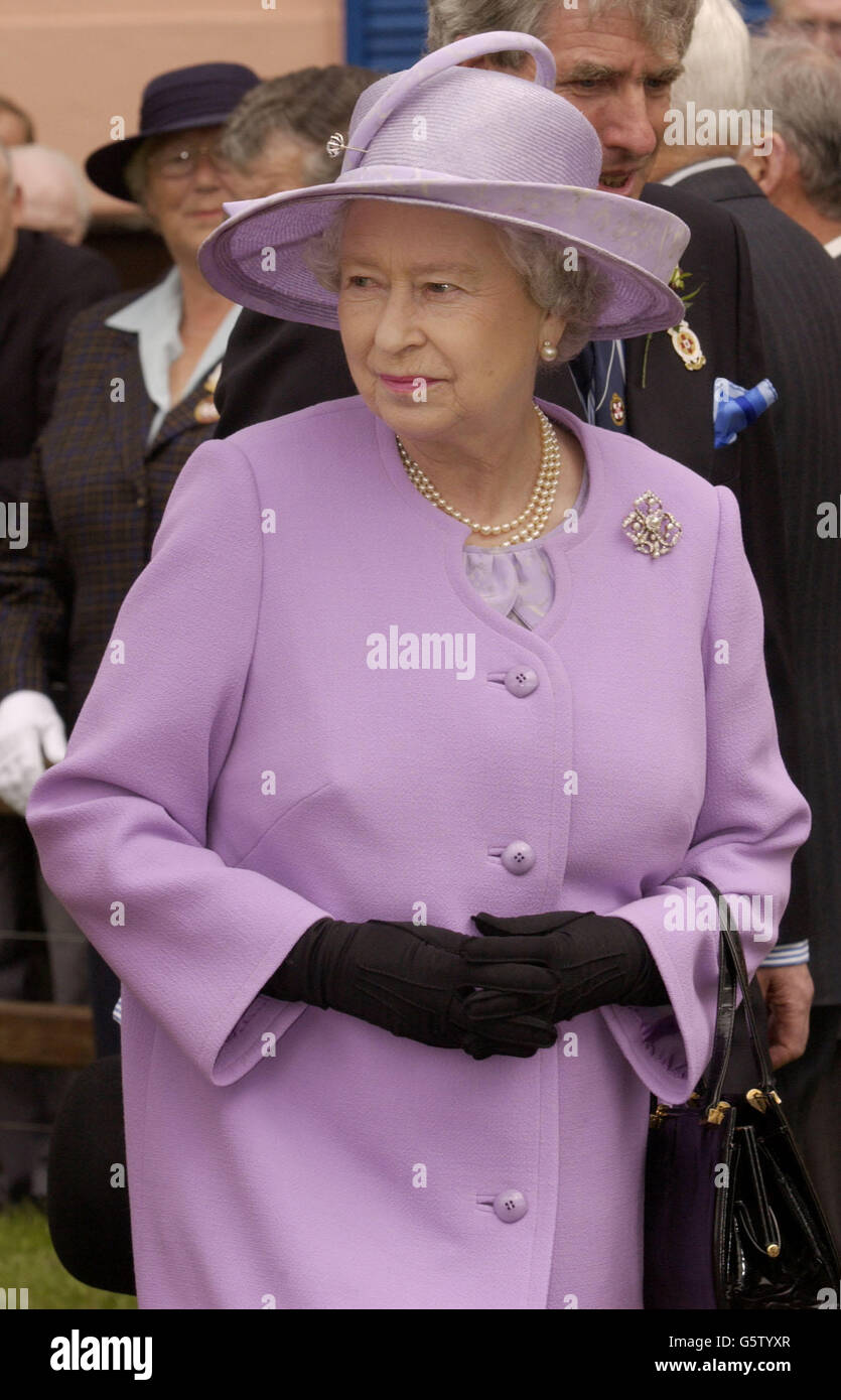 Royalty - Queen Elizabeth II Golden Jubilee Stock Photo - Alamy