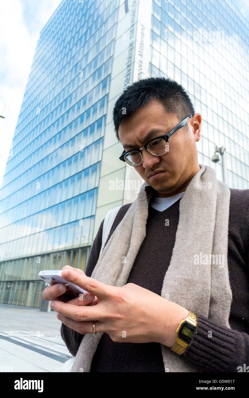 Paris, France, Chinese Man Using Iphone 6, Visiting New Modern ...