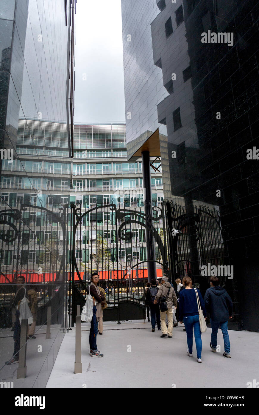 Paris, France, People Visiting New Modern Architecture Project ...