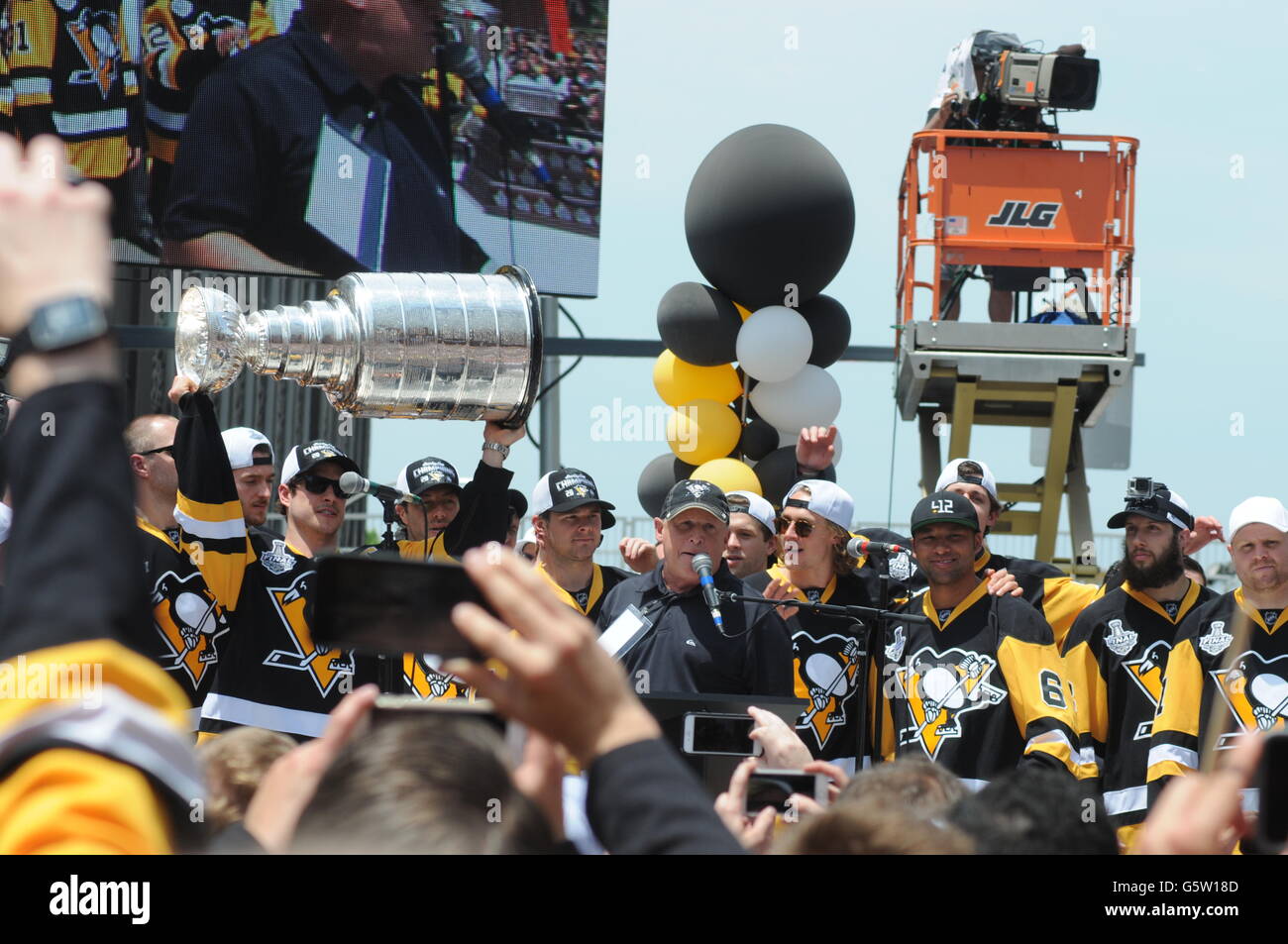 Pittsburgh Penguins Stanley cup victory parade May 2016 Stock Photo - Alamy