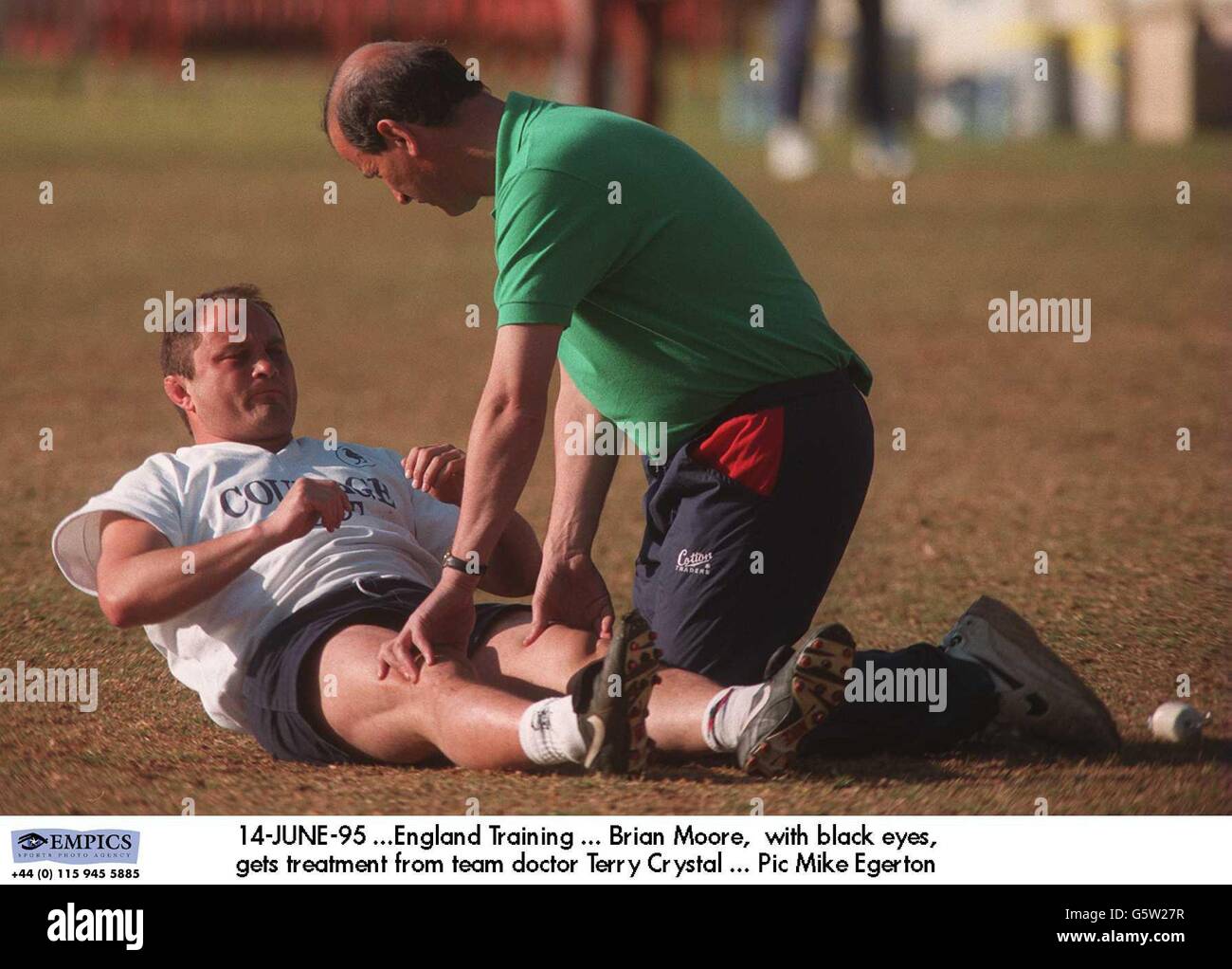 Gets treatment from team doctor terry crystal hi-res stock photography ...