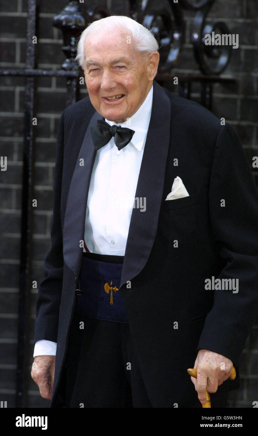 Royalty - Queen Elizabeth II Golden Jubilee Stock Photo - Alamy