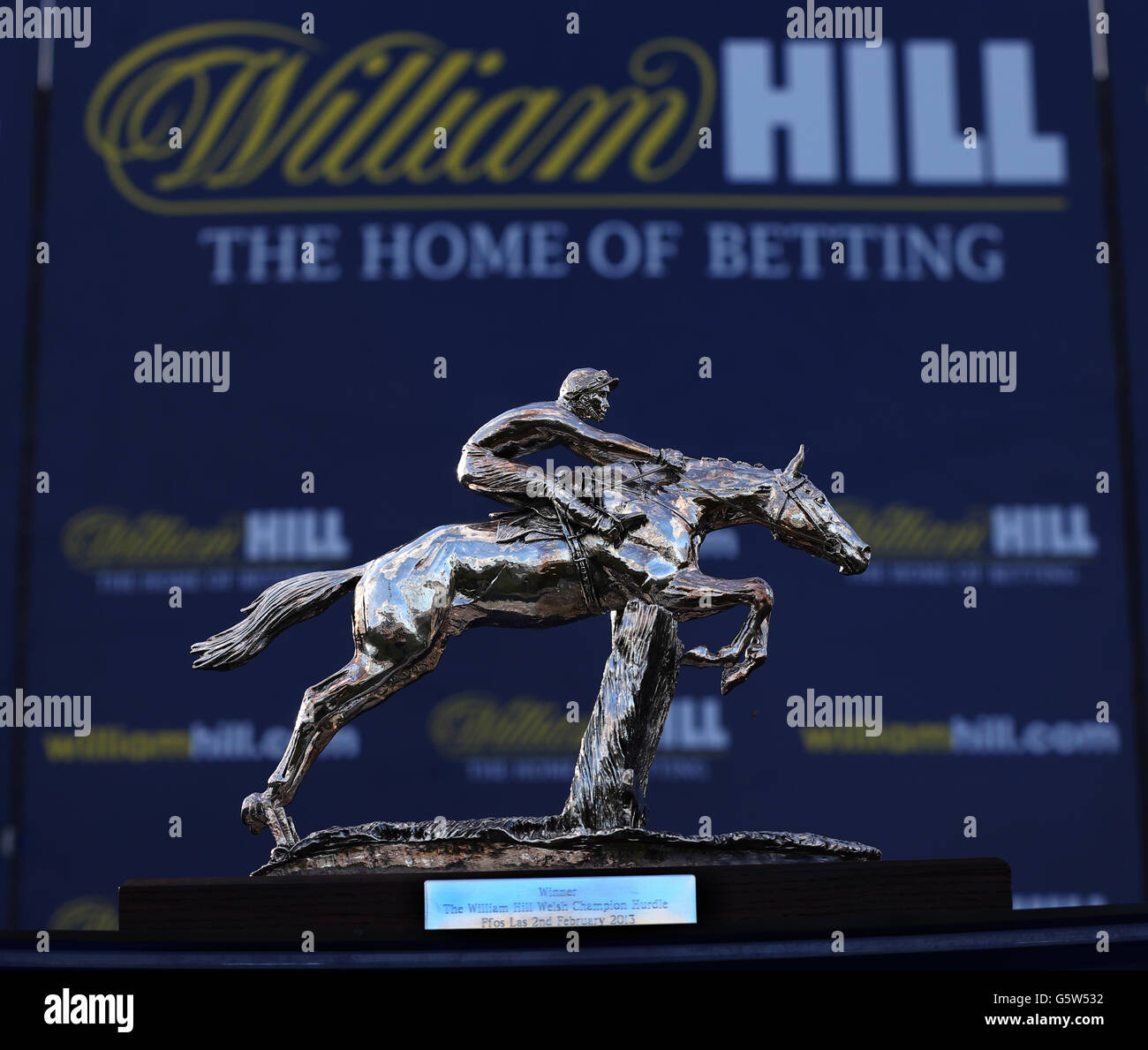 William hill welsh champion hurdle day hi-res stock photography and ...