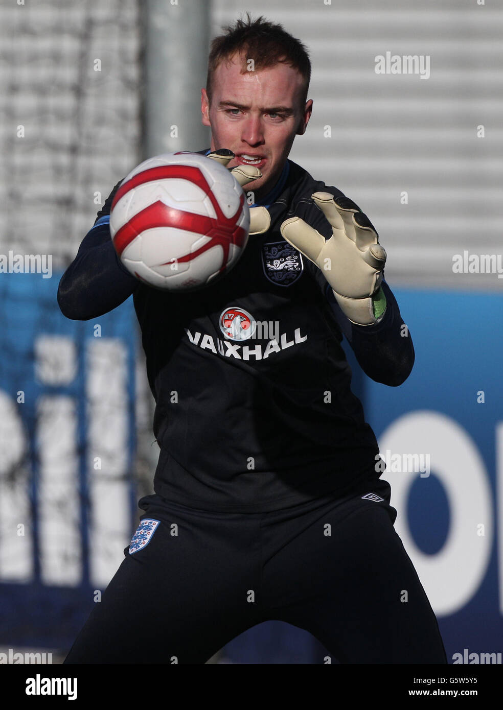 England goalkeeper jason steele hi-res stock photography and images - Alamy