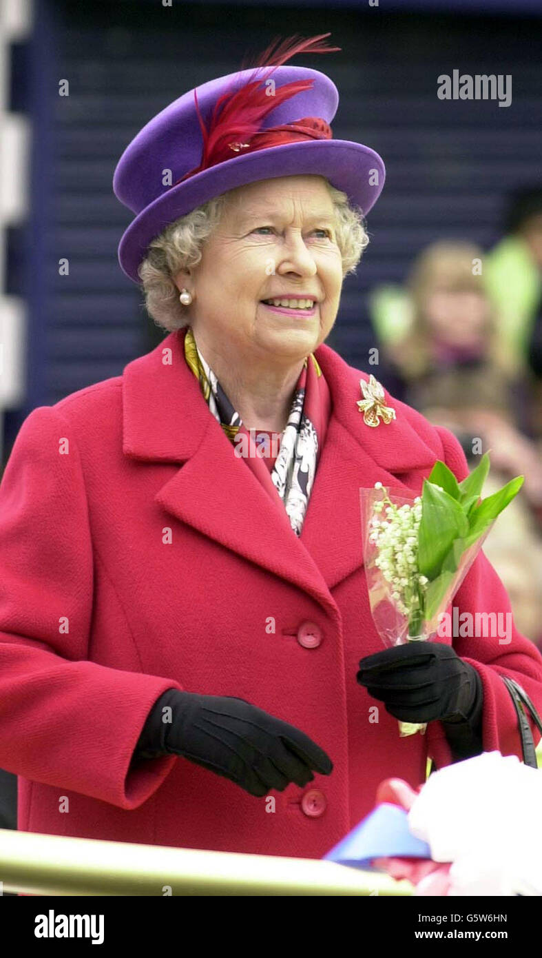 Royalty - Queen Elizabeth II Golden Jubilee Stock Photo - Alamy