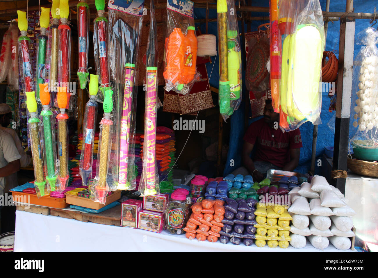 India toy shop hi-res stock photography and images - Alamy