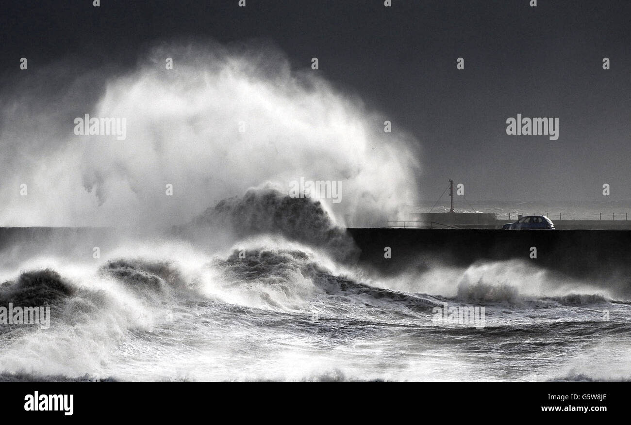 Gale Force winds from the North make spectacular pictures at Seaham ...