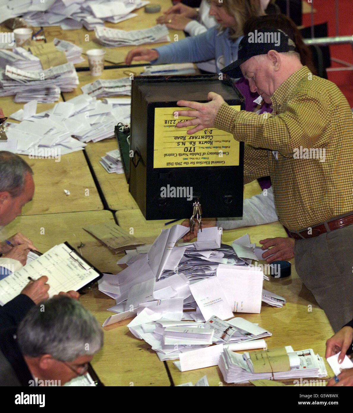 Irish elections/counting votes Stock Photo - Alamy