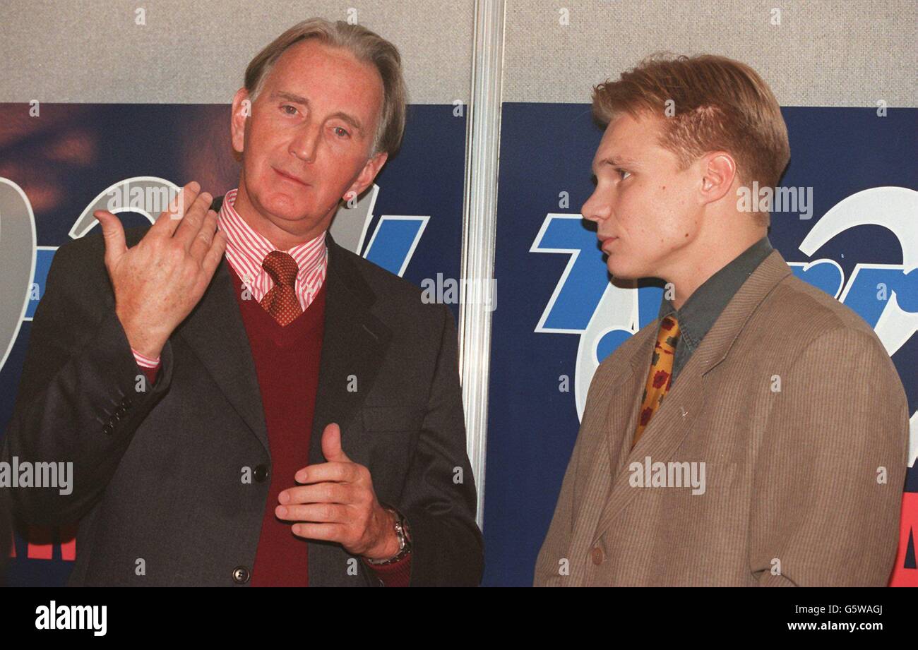 Motor Sport- Tyrrell 024 Formula One car launch, 30/01/96 Stock Photo ...