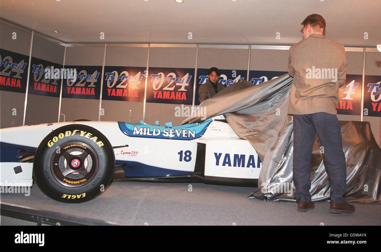 Motor Sport- Tyrrell 024 Formula One car launch, 30/01/96 Stock Photo ...