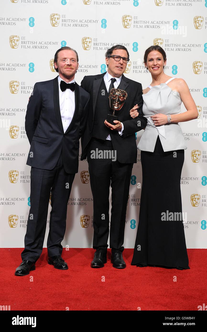 Simon Pegg, David O Russell and Jennifer Garner in the press room at ...