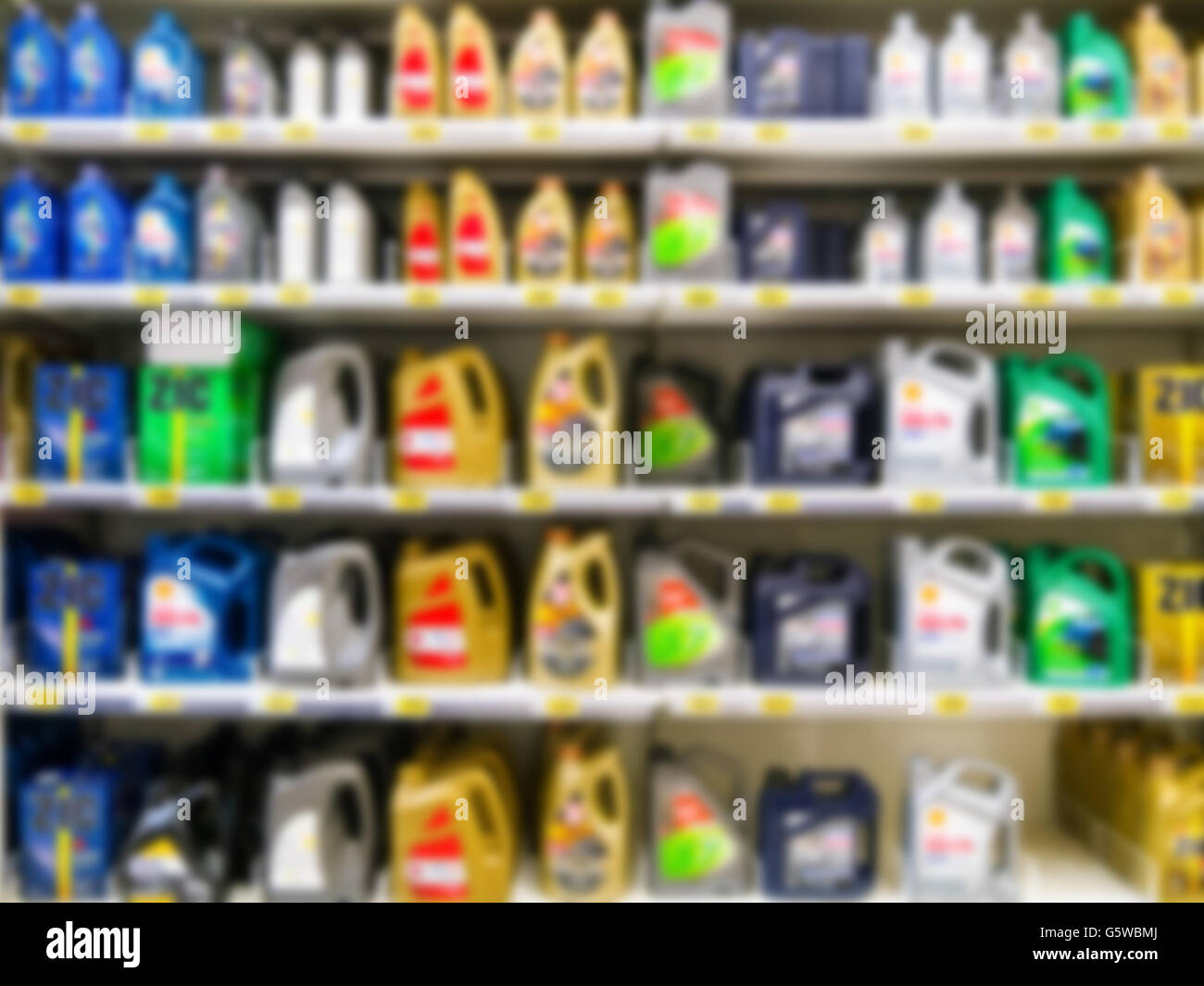 Motor oil shelf hi-res stock photography and images - Alamy