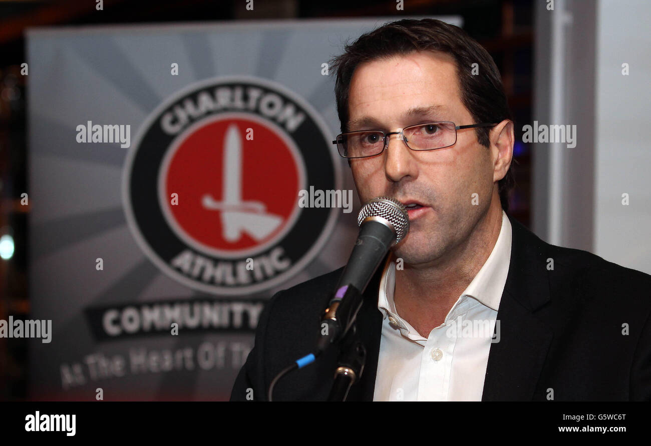 Football 10072 hi-res stock photography and images - Alamy