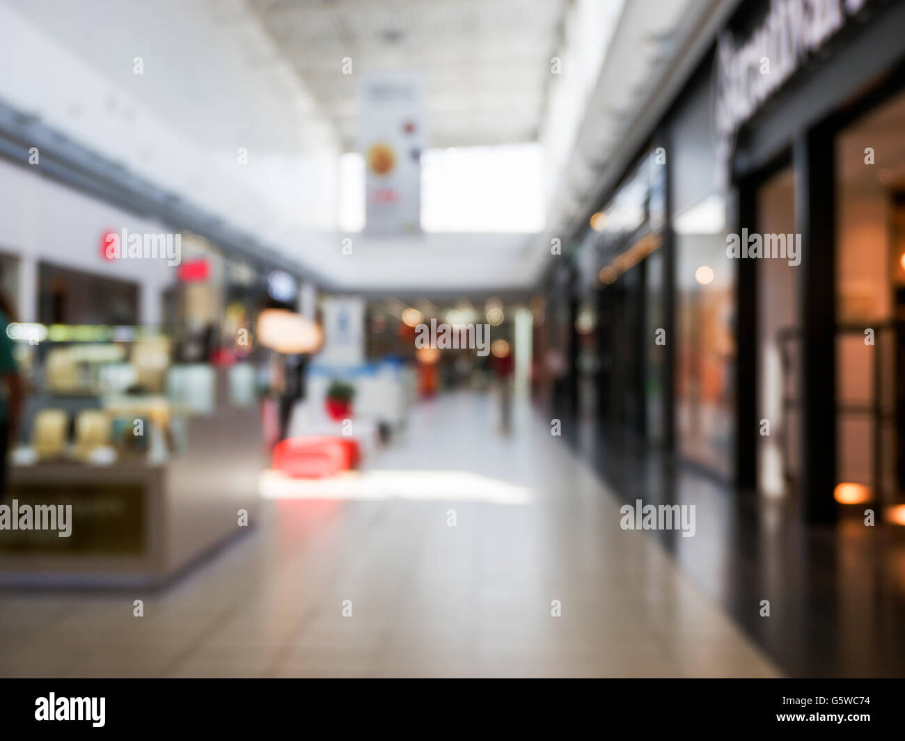 Abstract blurred background of shopping mall hall Stock Photo - Alamy