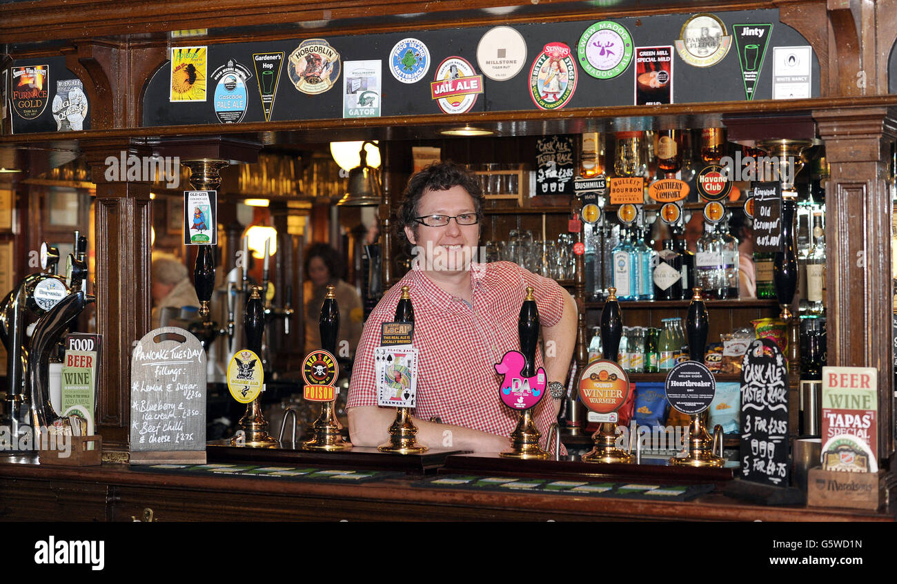 CAMRA Pub of the Year 2012 Stock Photo - Alamy