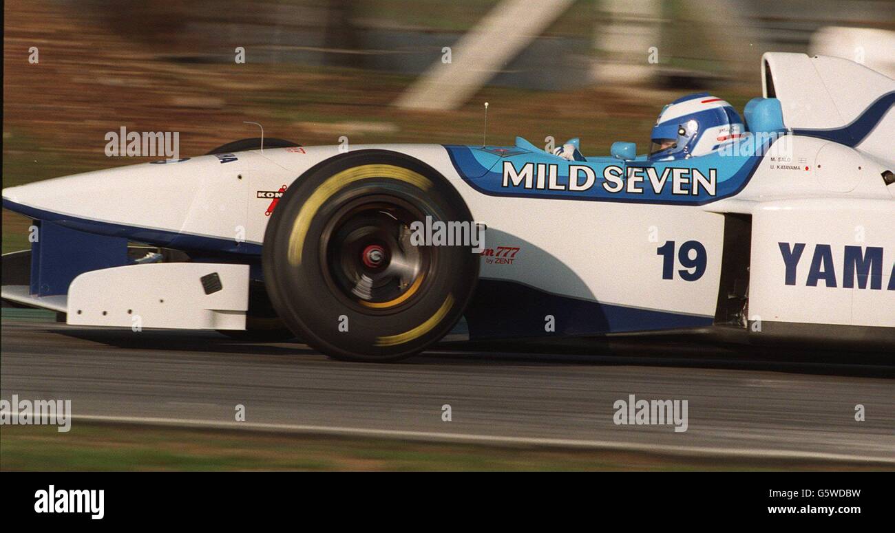Mika Salo driving the Tyrrell 024 Formula One car at Brands Hatch Stock ...
