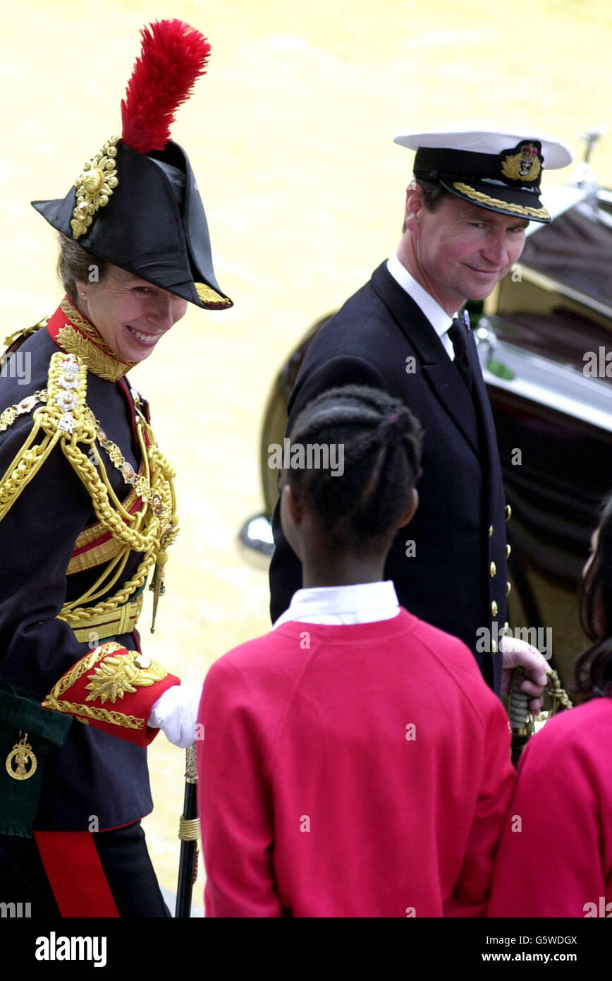 Princess Anne and Commander Tim Laurence leave St Paul's Cathedral in ...