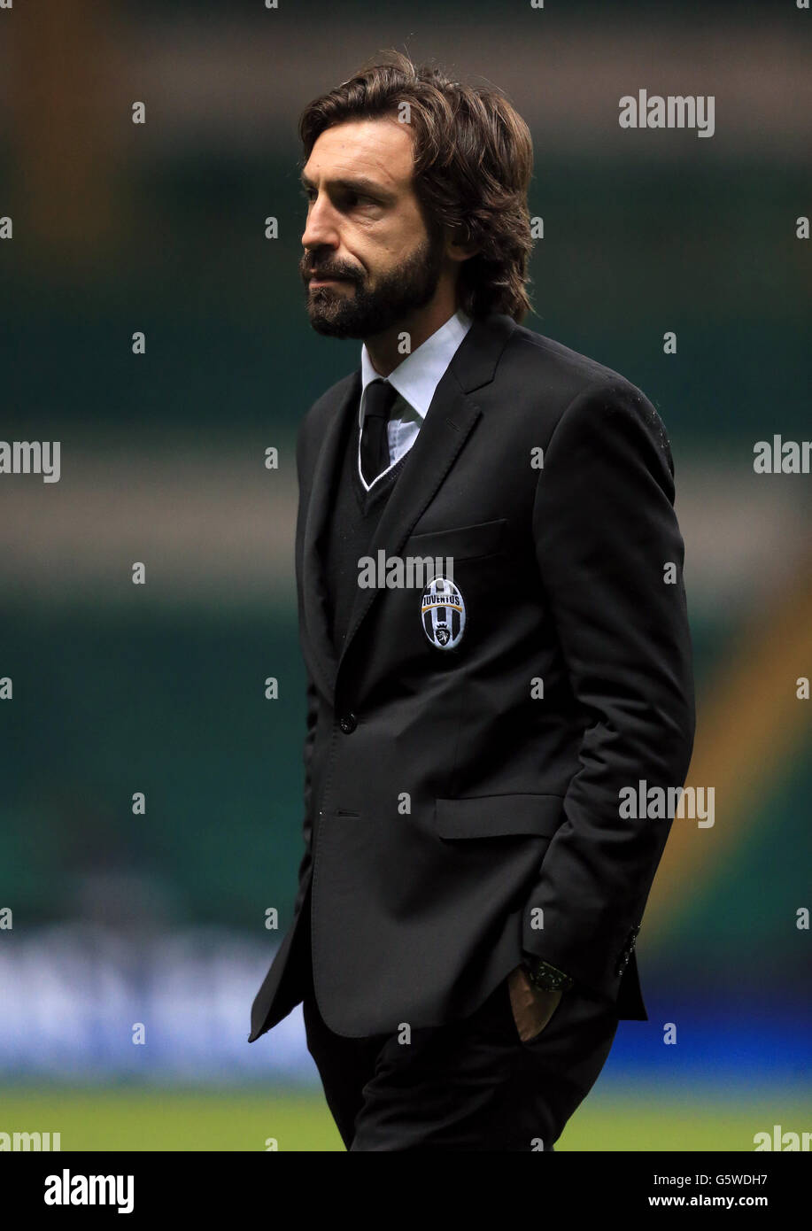 Soccer - UEFA Champions League - Round of Sixteen - First Leg - Celtic v Juventus - Celtic Park ...