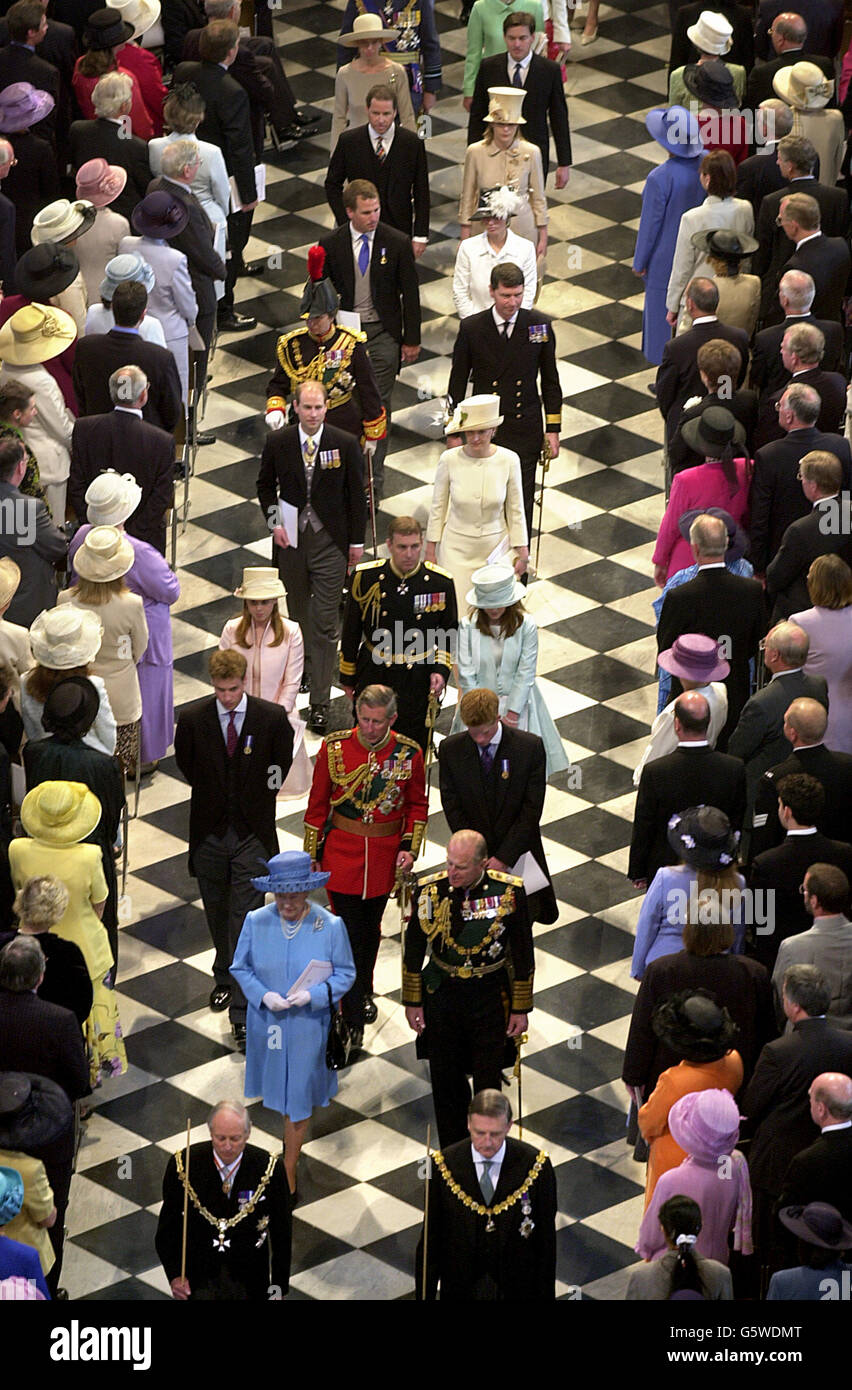 Queen elizabeth ii zara hi-res stock photography and images - Alamy