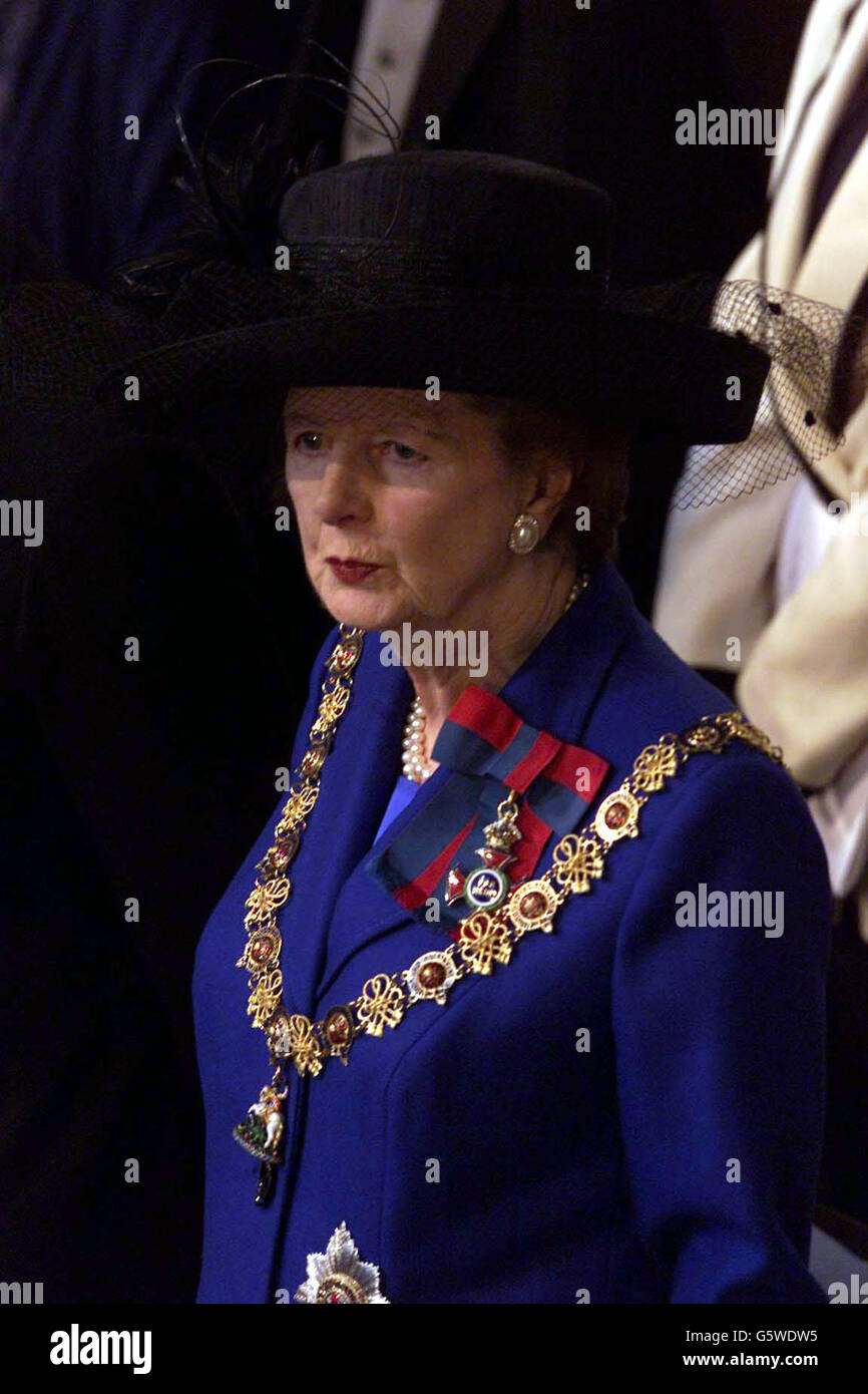 Royalty - Queen Elizabeth II Golden Jubilee Stock Photo - Alamy