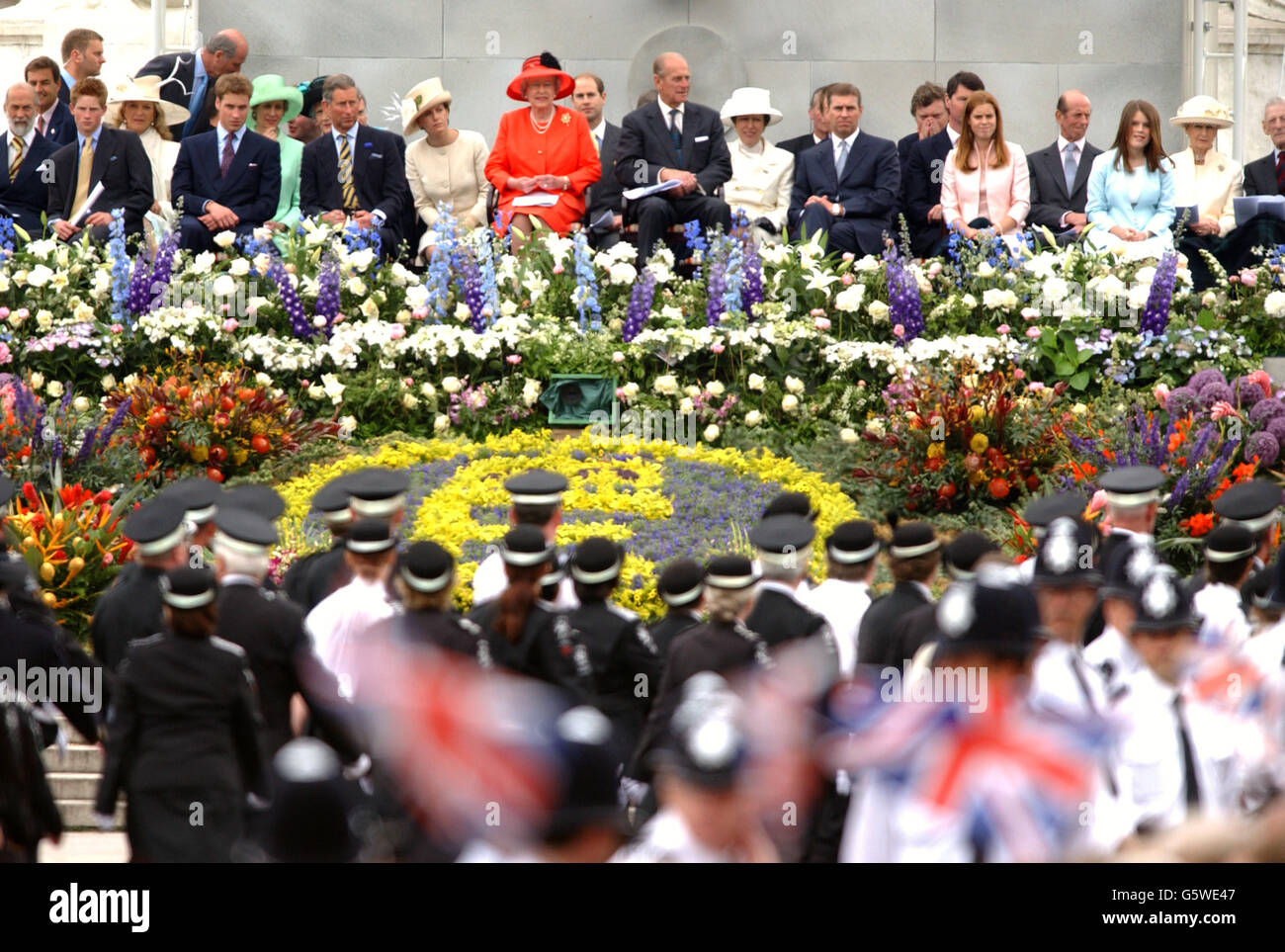 Royalty - Queen Elizabeth II Golden Jubilee Stock Photo - Alamy Royalty - Queen Elizabeth II Golden Jubilee Stock Photo - Alamy