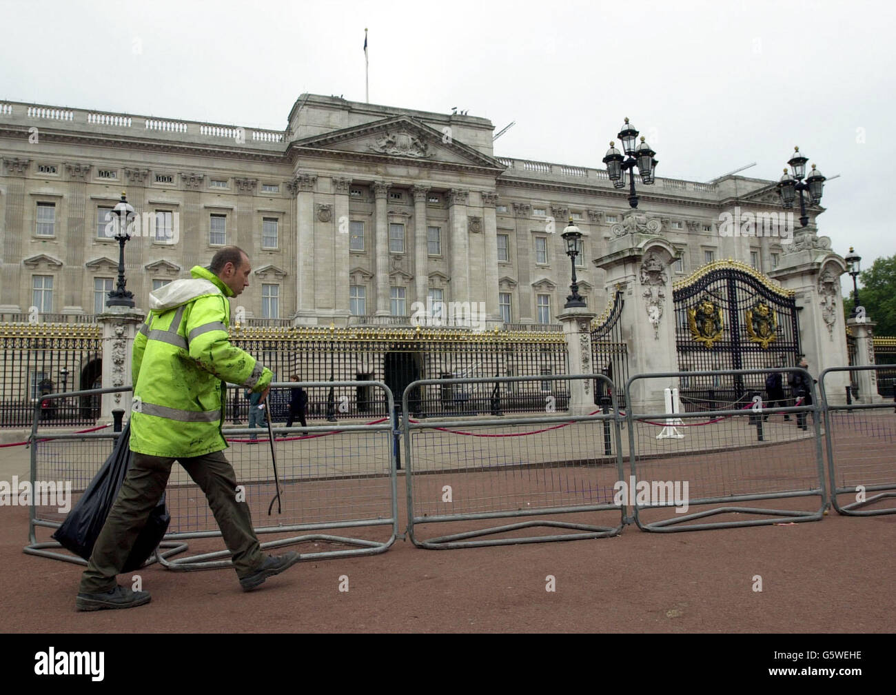 Golden jubilee gates hi-res stock photography and images - Alamy