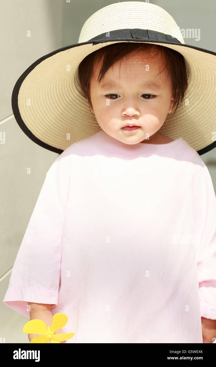 Cute asian girl hi-res stock photography and images - Alamy