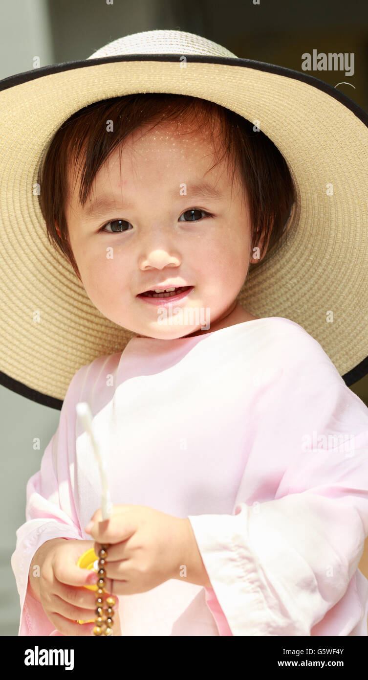 Cute asian girl hi-res stock photography and images - Alamy
