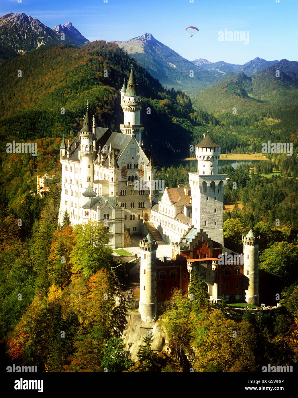 DE - BAVARIA: Neuschwanstein Castle Stock Photo - Alamy