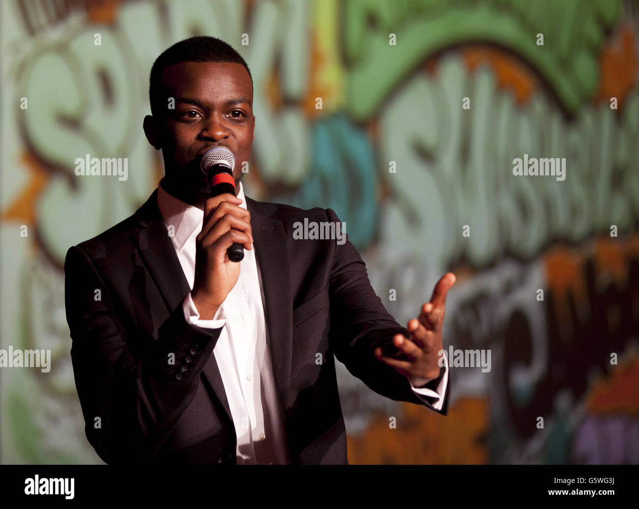 Showbiz imagine tnrphoto hi-res stock photography and images - Alamy