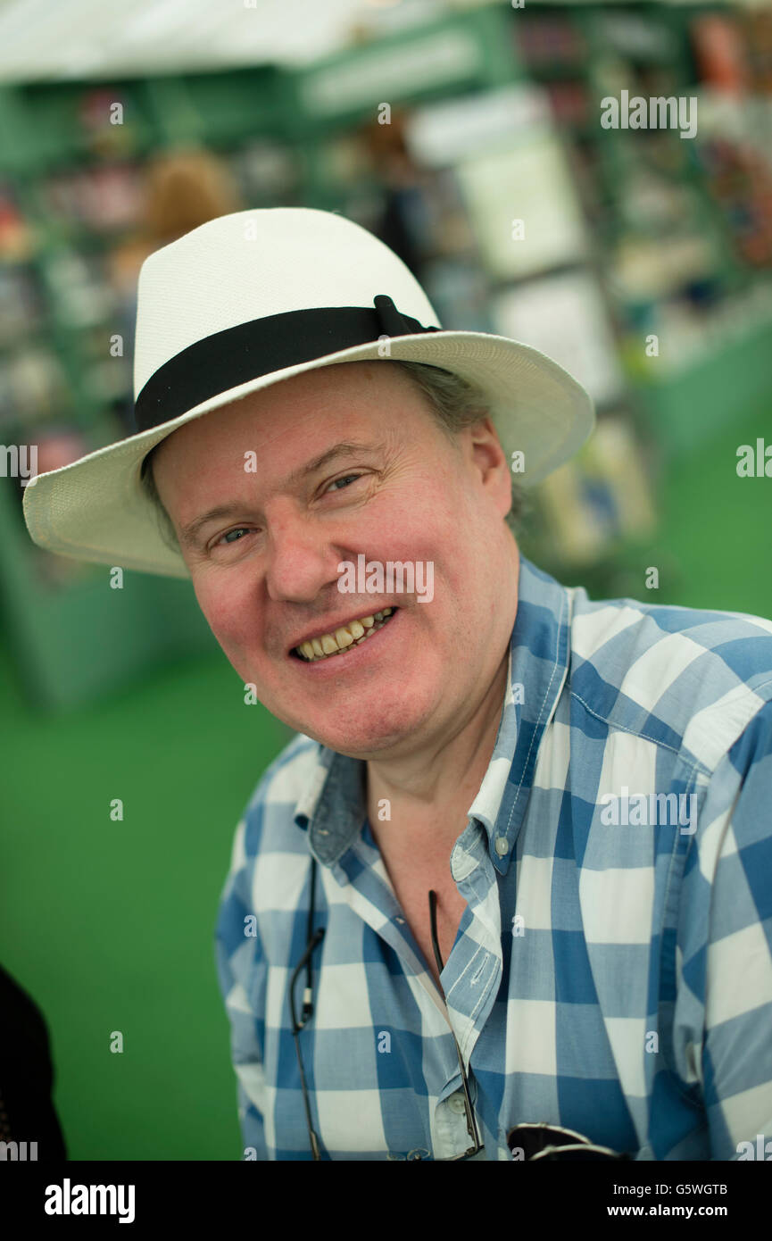 Wiliam Owen Roberts, welsh language writer, author, novelist. The Hay ...